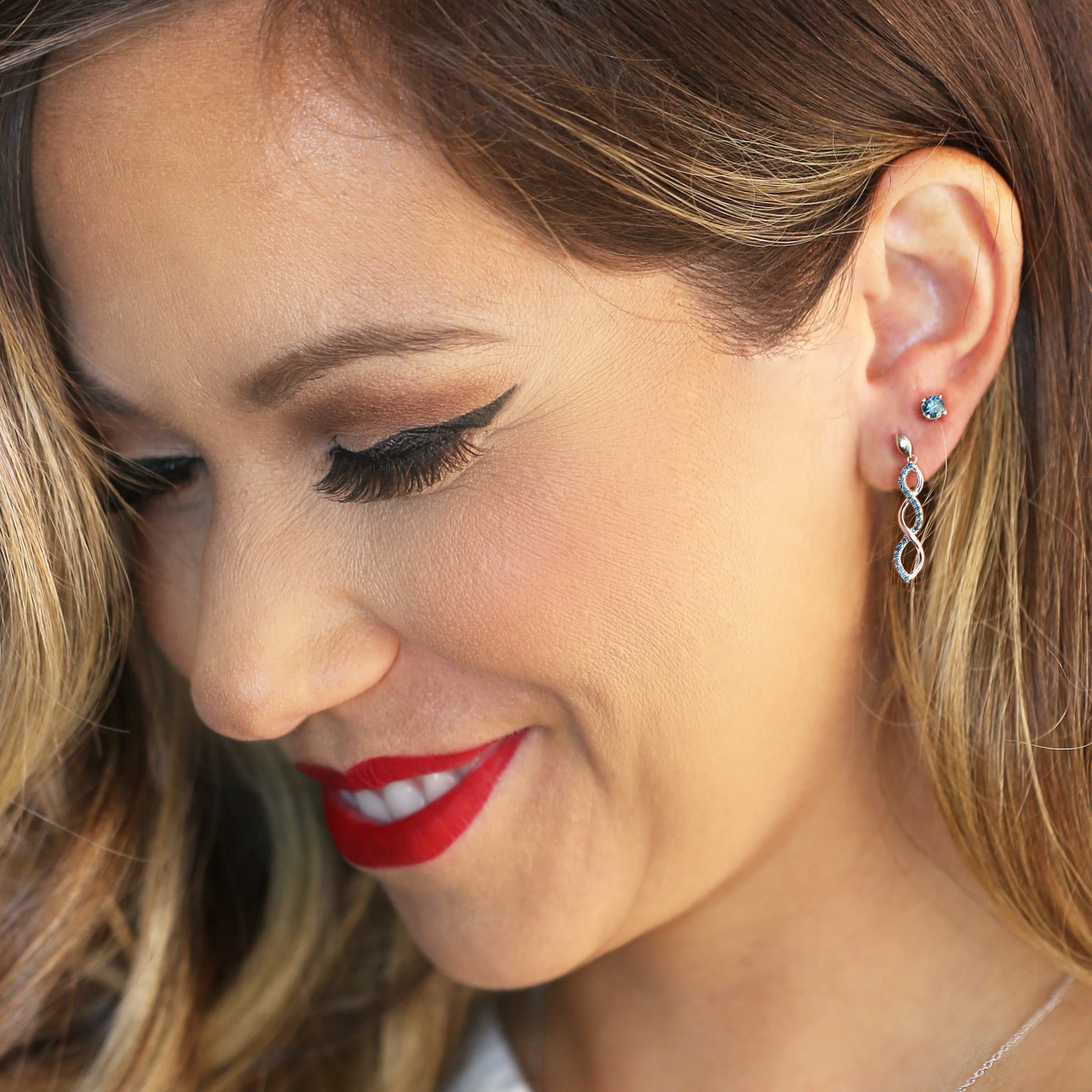 Sky Blue Diamond Stud Earrings 1/4ct – Steven Singer Jewelers