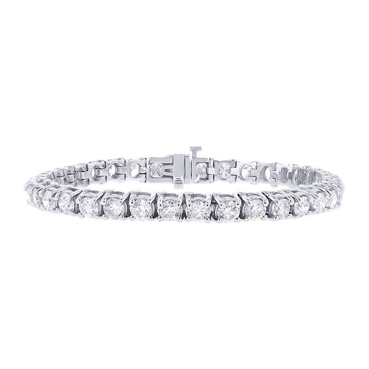 Why is Steven Singer Jewelers located at "the OTHER Corner of 8th and
